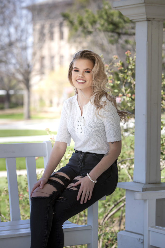 Amazing Portraits at East Campus - Leann Davis Photography